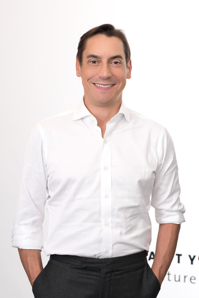 S3 E9 The Luxury of Inconvenience with Robert Finger – Populuxe